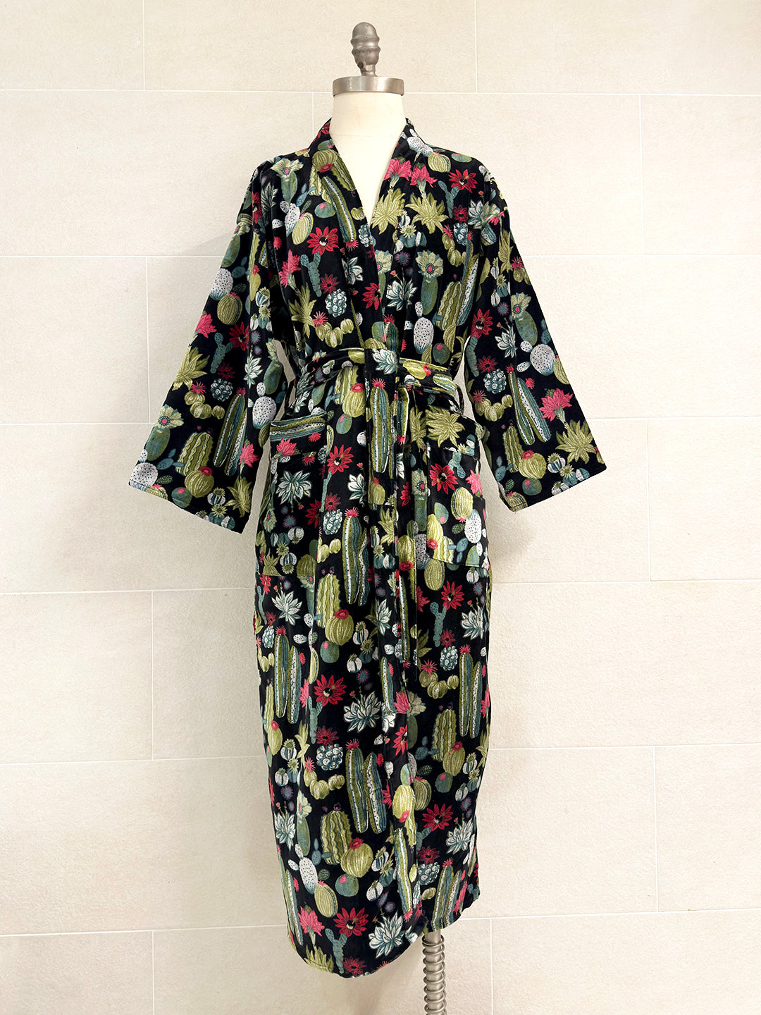 BLACK CACTUS VELVET ROBE – Shades Of Kaizen